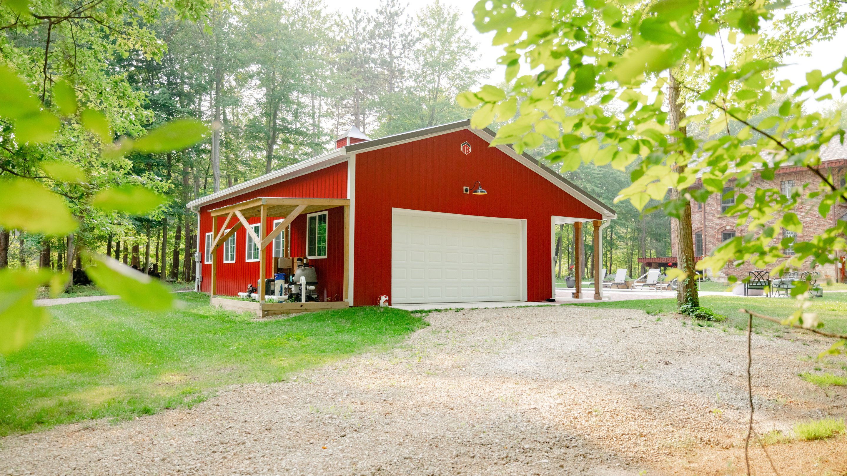 Garages, Outbuildings, and Pole Barns